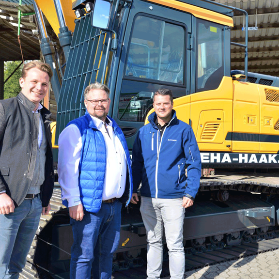 15 Years of Hyundai Machines at the Haak Group | HCEE