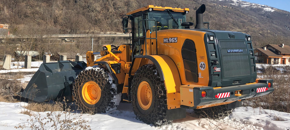 An HL965 settles in with the Bouzon-Barral Company | HCEE