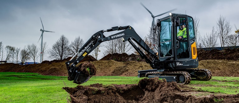 Pelle compacte HX25A Z de 2,5 tonnes | HD HCEE
