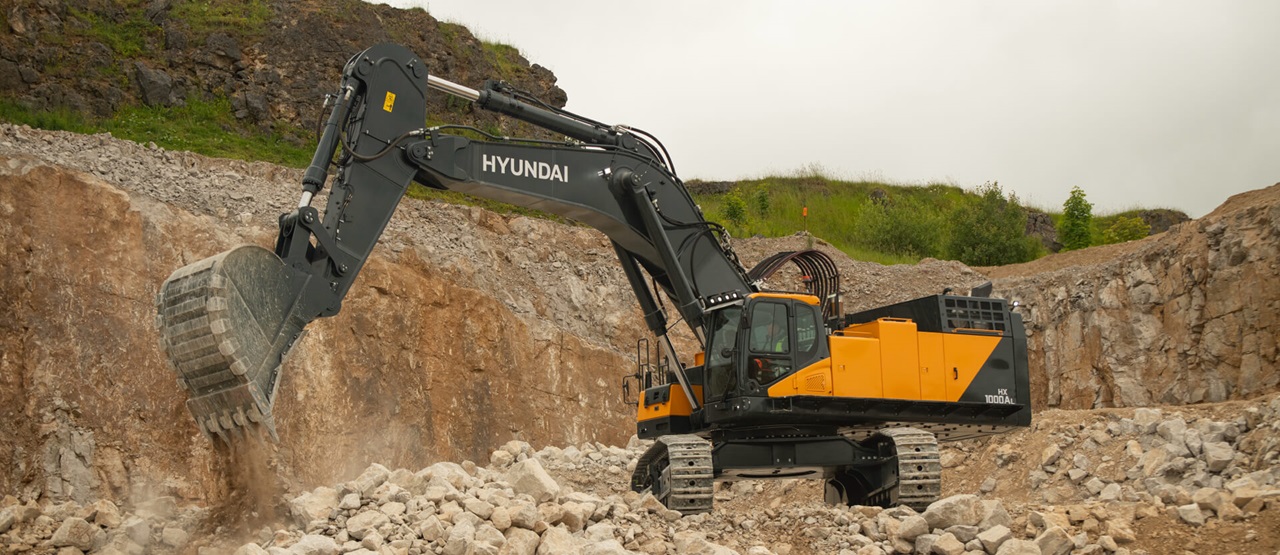 HD Hyundai launches 80 and 100 tonne excavators | HCEE