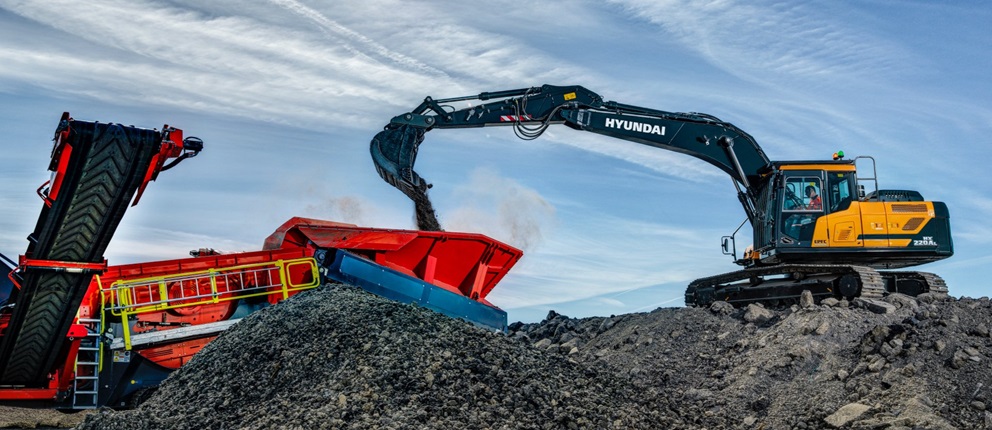 Hyundai HX220A L 22 Tonne Crawler Excavator | HCEE